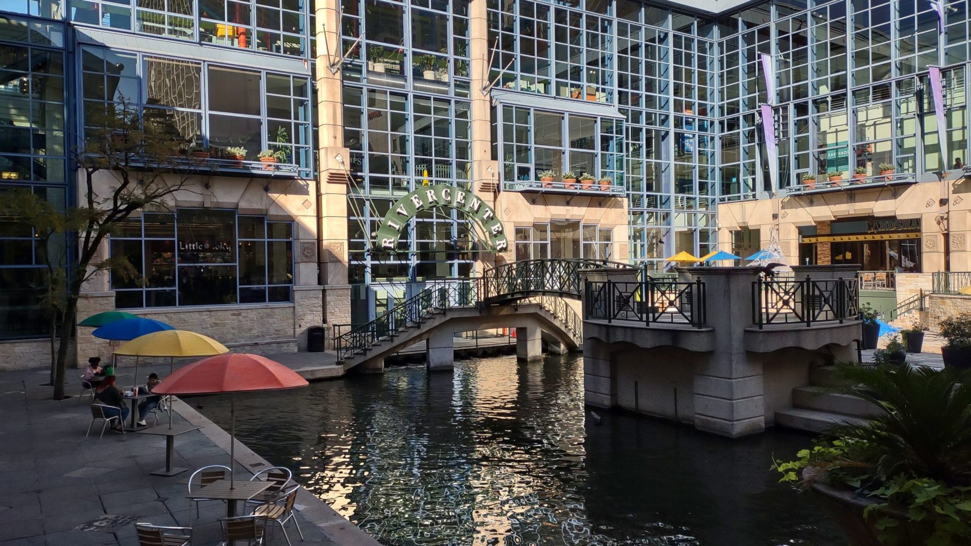 Explore the Alamo: From Mission to Battleground to World Famous Tourist ...