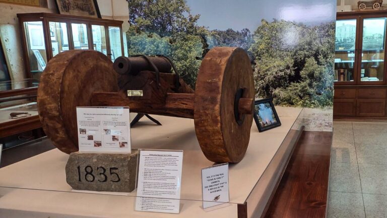 COME AND TAKE IT - See the Famous Cannon that Started the Texas ...